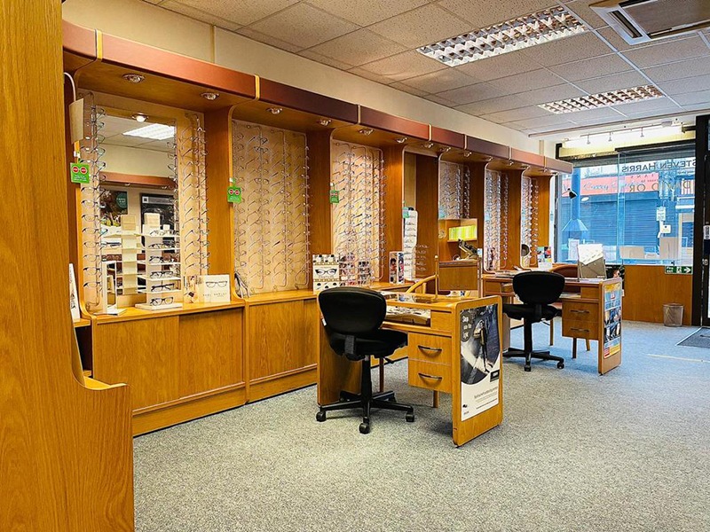 Steven Harris Opticians | Discover Welling